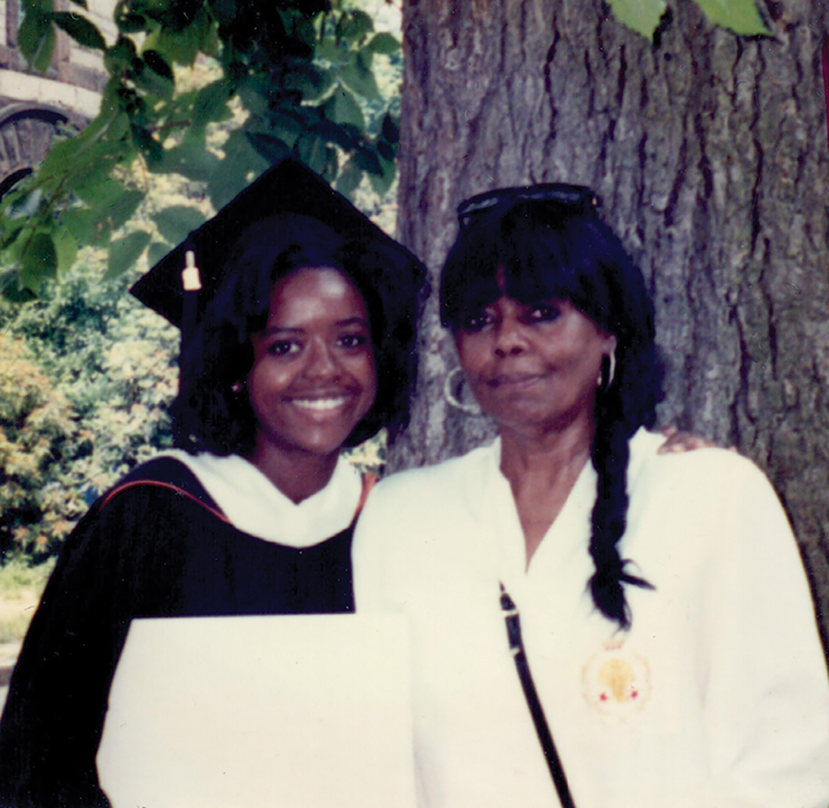 Mellody Hobson ’91: Lessons From a Financially Precarious Childhood ...