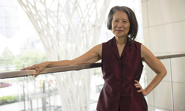 Newsmakers Q&A: Elizabeth Krist ’79 on a Photo Editing Career ...