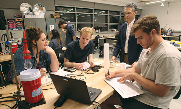 Updating a Classic Princeton Course | Princeton Alumni Weekly