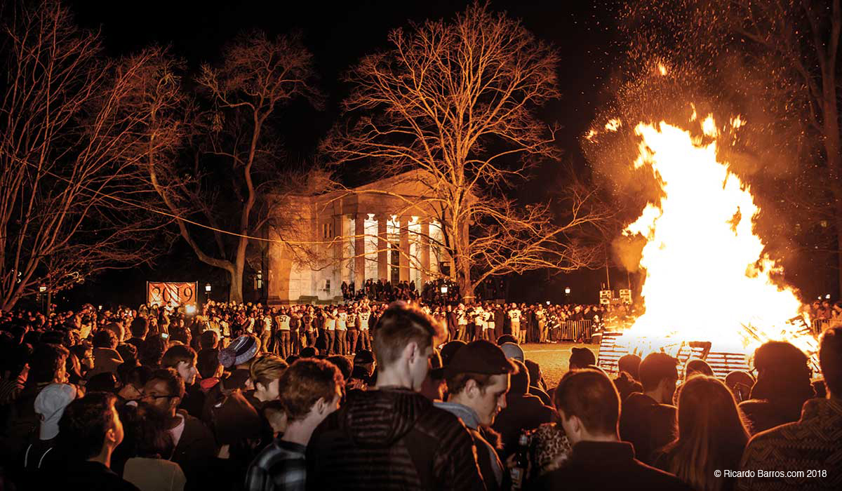 On the Campus: Bonfire | Princeton Alumni Weekly