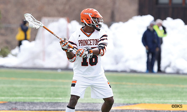 Men’s Lacrosse: Middle Man | Princeton Alumni Weekly