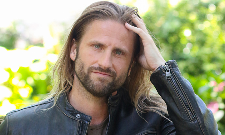 Actor George Butts ’08 Finds Niche in Hand Modeling | Princeton Alumni ...