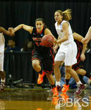 Women's basketball falls in NCAAs; Fencing wins national title ...