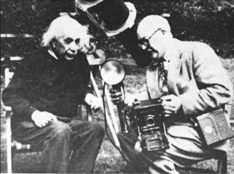 Allbert Einstein: The Gentle Touch of Genius | Princeton Alumni Weekly