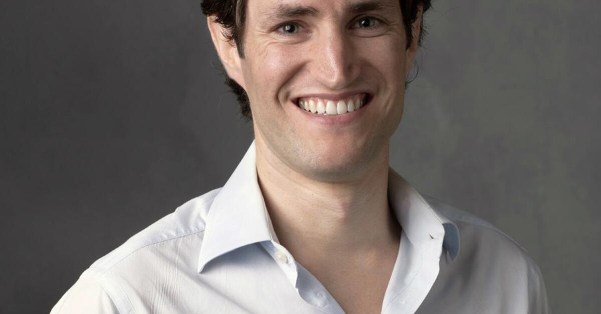 Adam Alter *09’s Irresistible Exposes the Addictive Nature of ...