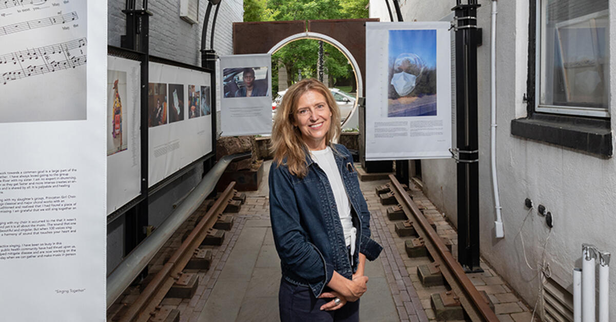 In Portraits, Photographer Robin Resch *03 Captures What’s ...