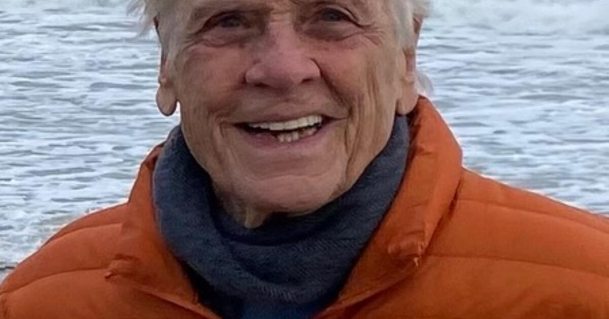 Paul Warren ’60 Recounts His Career in Education in New Book ...