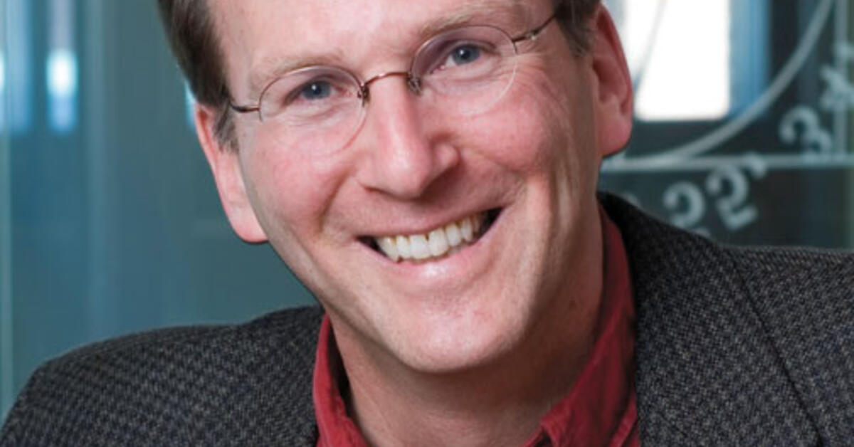 A moment with ... Steven Strogatz '80, on the mystique of math ...