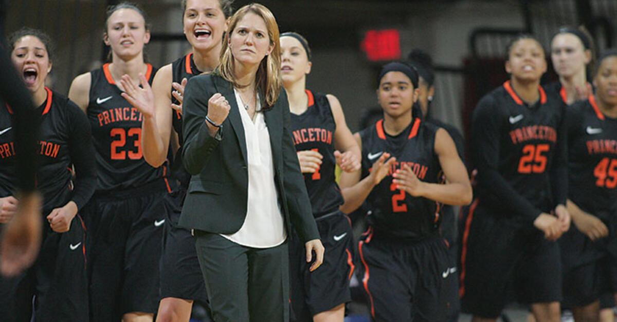 Women’s Basketball: New Year, New Story | Princeton Alumni Weekly