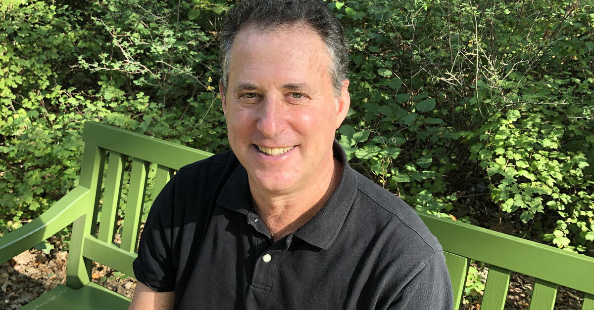 Joshua Hammer ’79 Lets a Tale of Falcon Thievery Fly | Princeton Alumni ...