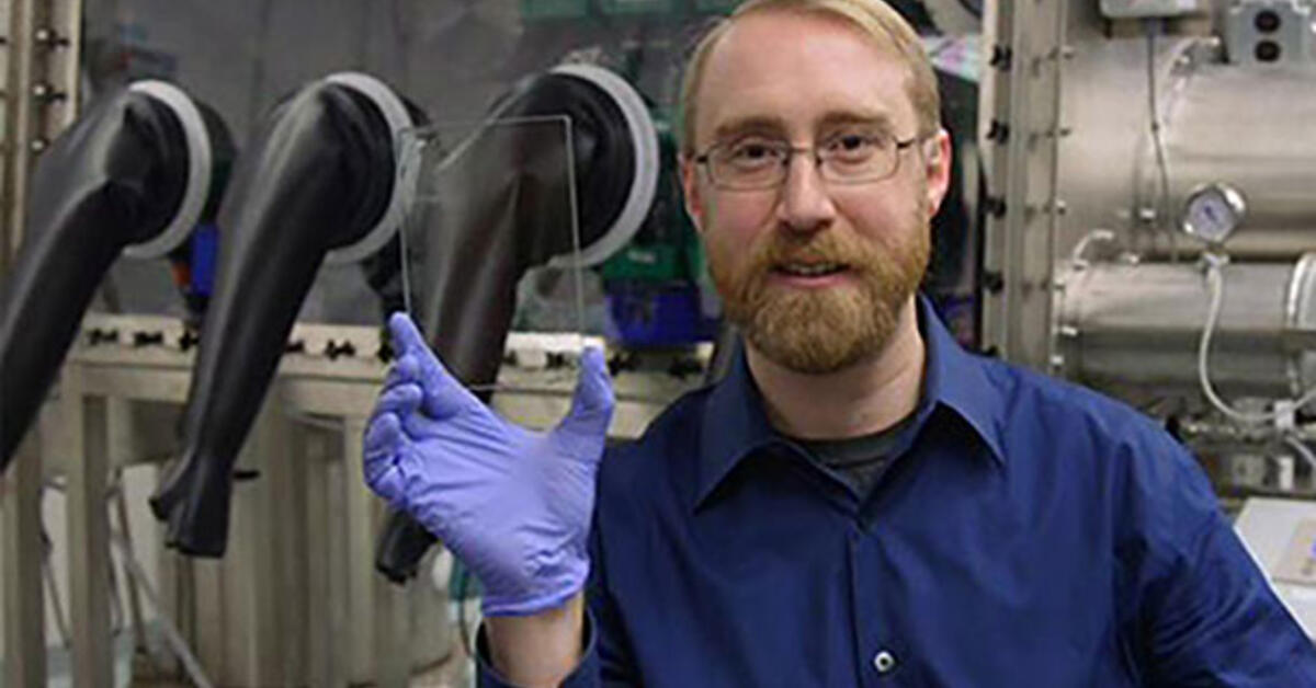 Richard Lunt *10 Aspires To Produce Clear Energy with See-Through Solar ...
